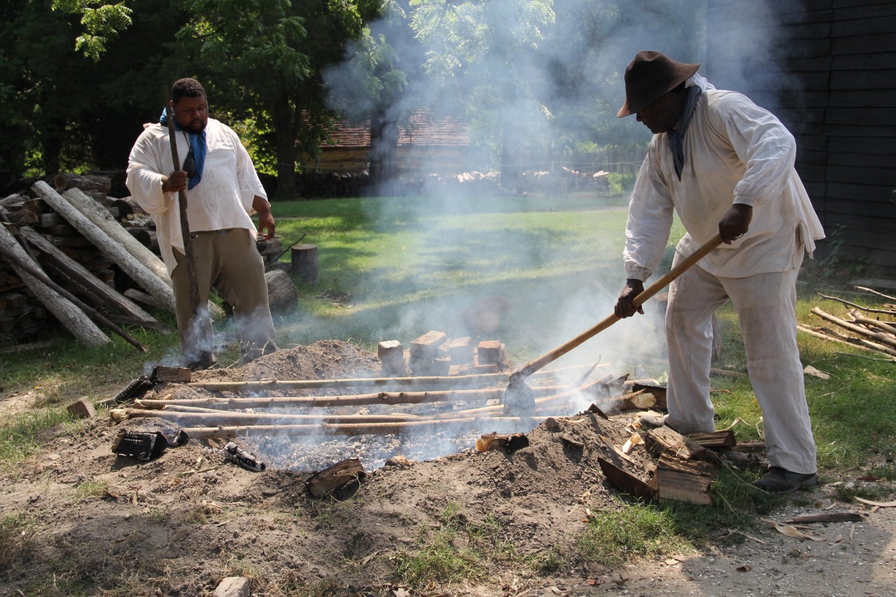The Colonial Roots of Southern Barbecue: Re-Creating the Birth of An ...